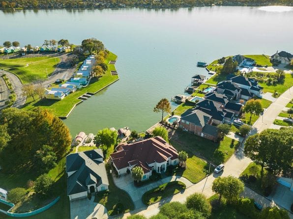 Del Lago Conroe | Montgomery, Tx | Clearview Real Estate
